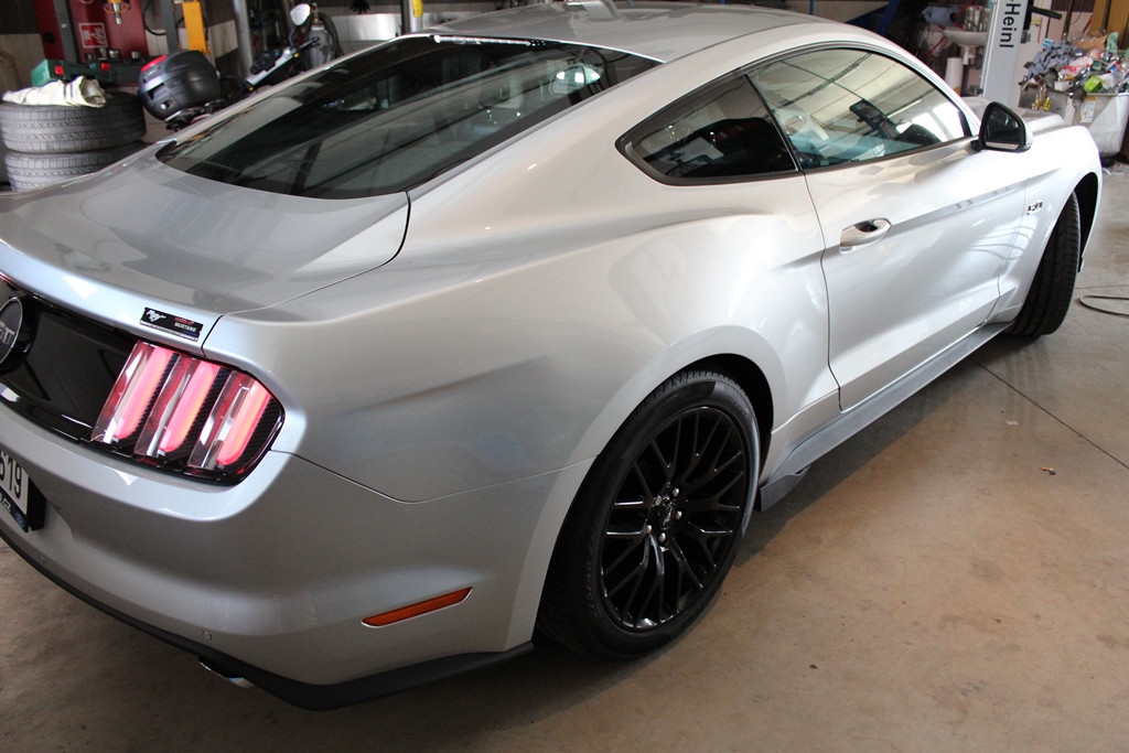 Tuned by MUSTANGEVOLUTION.CZ: Mustang GT 2015 - Mustangevolution